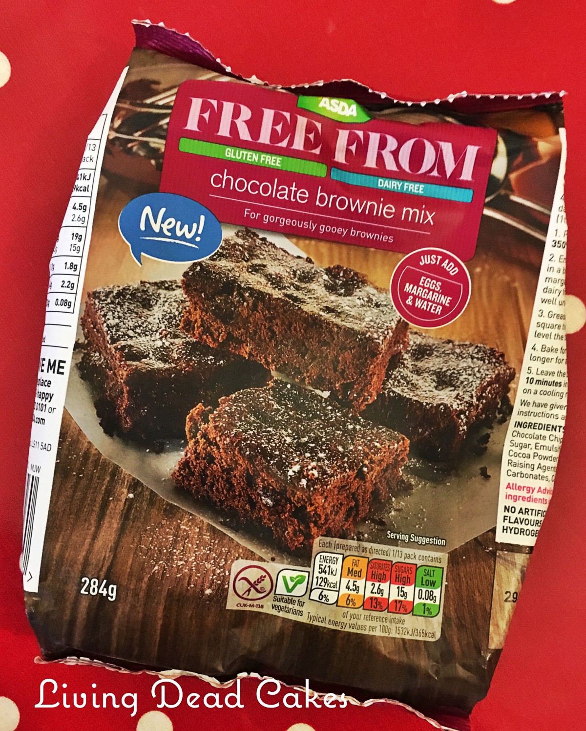Testing new supermarket finds: Vegan & Gluten Free – Living Dead Cakes